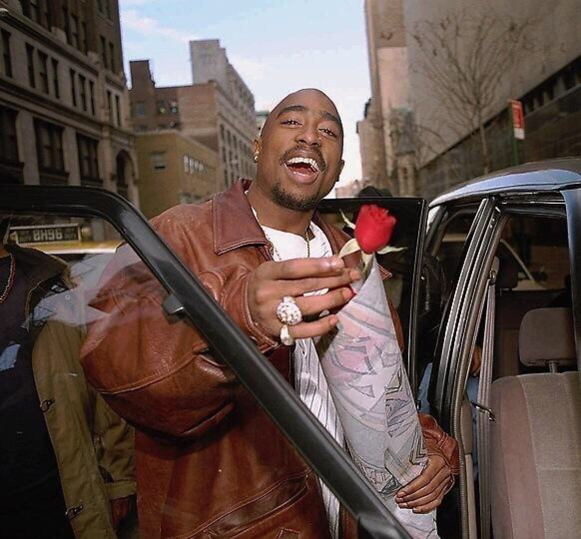 Un rapero con conciencia de clase llamado Tupac - Polvo